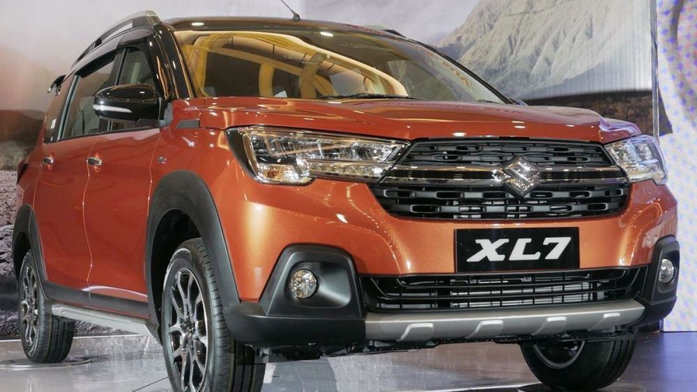 Suzuki XL7 Vs Mitsubishi Xpander Cross: Komparasi Harga