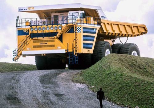 Deretan Mobil Terbesar di Dunia